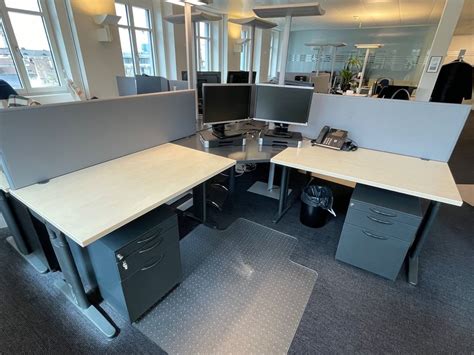 Schreibtisch Bürotisch Ecktisch Desk Pult 220x220 In Zh Kaufen Auf Ricardo
