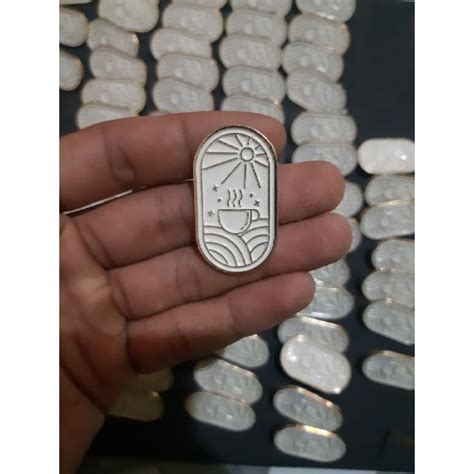 Jual Enamel Pin Bebas Custom Plathing Shopee Indonesia