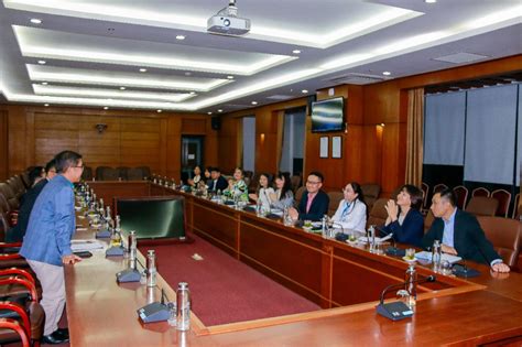 Tổng công ty Cảng hàng không Việt Nam CTCP ACV gặp mặt Tổng công ty Cảng hàng không Lào AOL