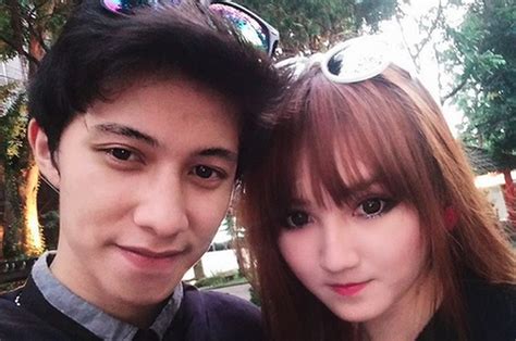 Ini Yang Membuat Ahmad Pule Jatuh Hati Pada Barbie Cikarang