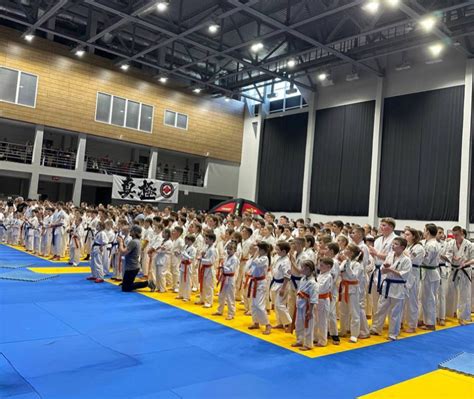 Криворізькі каратисти вибороли нагороди на чемпіонаті України Перший Криворізький