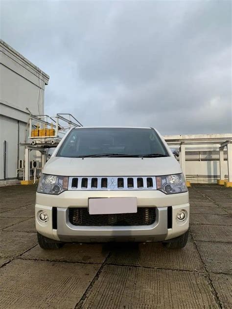 Mobil Mitsubishi Delica 20l Royal At 2016 Mocilid