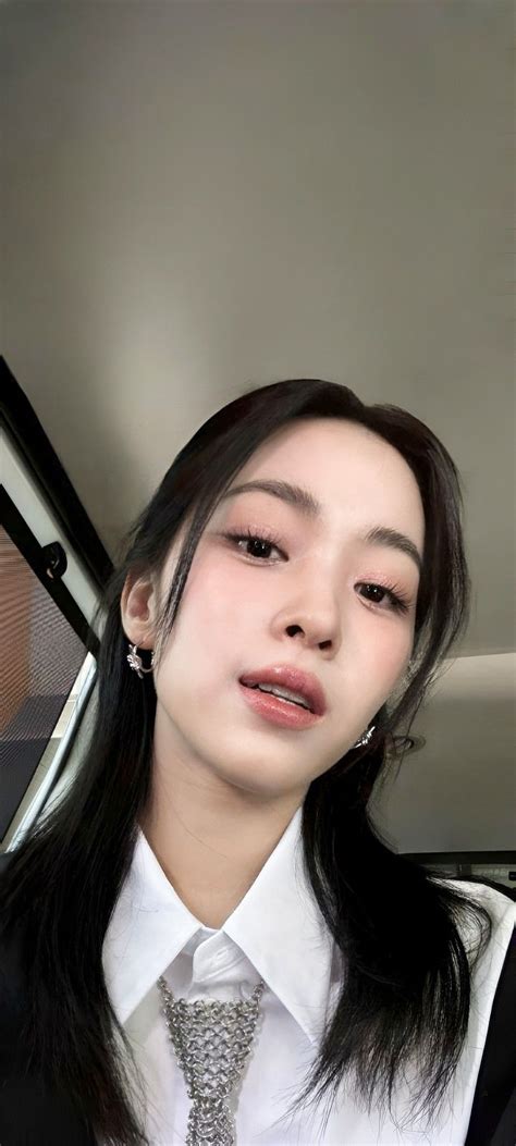 Ryujin Itzy Wallpaper Itzy Girl Icons Ryu