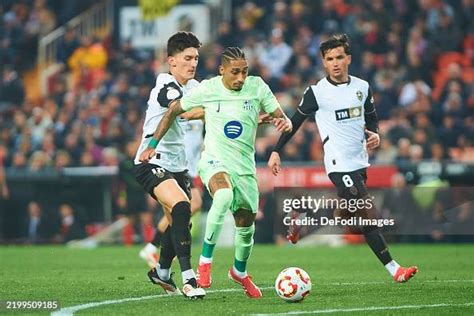 Raphina Of Fc Barcelona Controls The Ball During The Copa Del Rey News Photo Getty Images