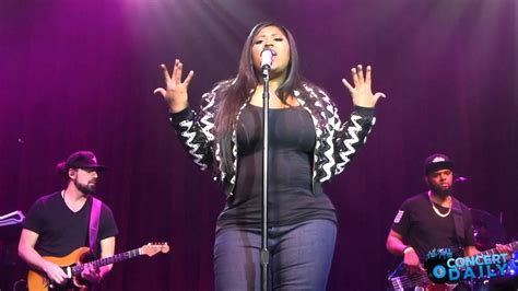 Jazmine Sullivan Performs Let It Burn Live At The Fillmore Silver