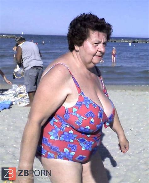 Bikini Grannies Zb Porn