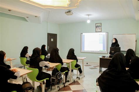 فضا و امکانات مجتمع آموزشی دخترانه اندیشه پارسیان 1