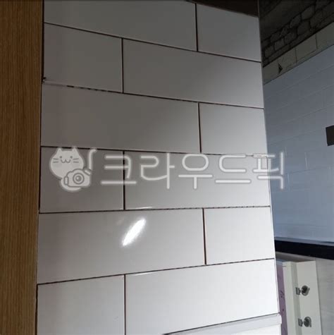 Tile Object Detection Dataset And Pre Trained Model By Dankook University