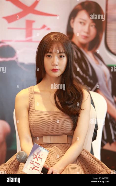 Clara Lee Twitter