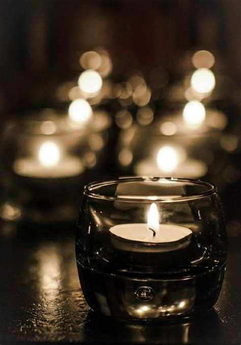 Ł ıżż ý Ł iż adlı kullanıcının ĽÜMÍИØÜŚ panosundaki Pin Mumlar Mumluklar