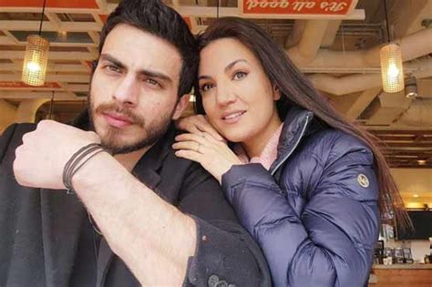 ریحام خان نے طلاق کی خبروں کو سختی سے مسترد کردیا