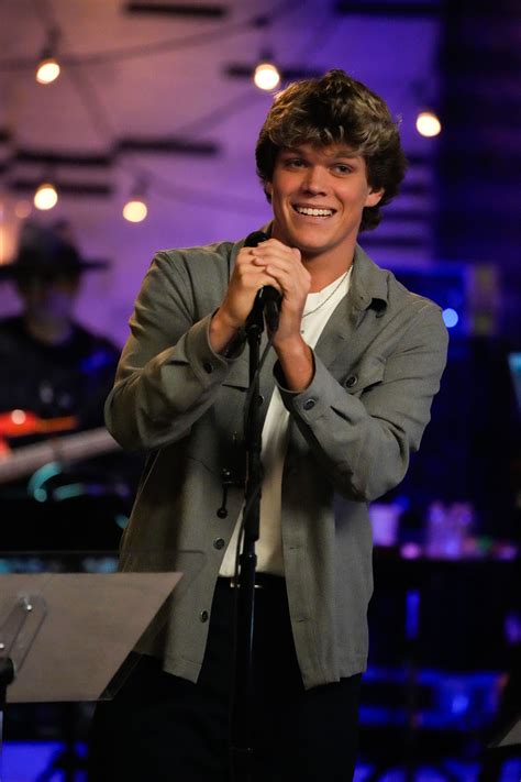 The Voice Contestant Drops Out — Viewers Discuss Possible Reasons