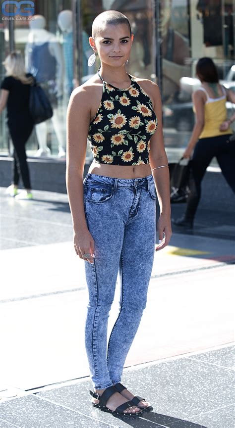 Brianna Hildebrand Nude Pictures Onlyfans Leaks Playboy Photos Sex Scene Uncensored