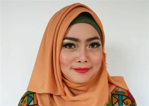 Contoh Make Up Natural Untuk Wisuda Saubhaya Makeup