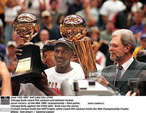Michael Jordan Trophies Foto E Immagini Stock Getty Images