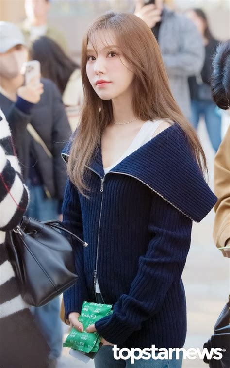 레드벨벳 웬디 긴 생머리로 출국하는 가을여자 와니 김포공항 출국 [hd포토] 네이트 연예