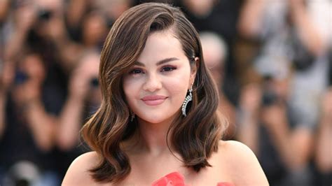 Selena Gomez Reageert Op Opmerkingen Over Haar Medische Problemen Rot