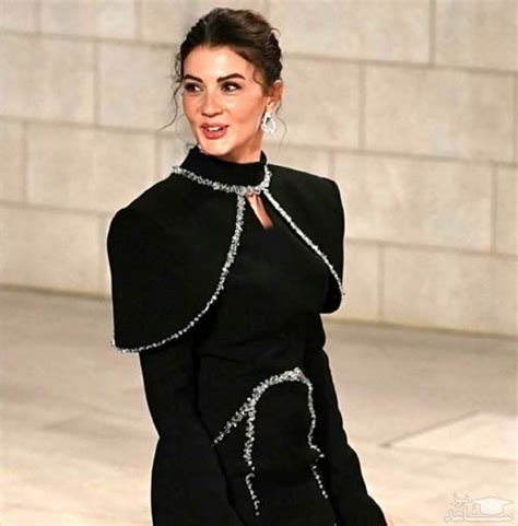 عکس نگاهی به تصاویر دیده نشده از بورجو اوزبرک بازیگر خوش استایل ترکیه