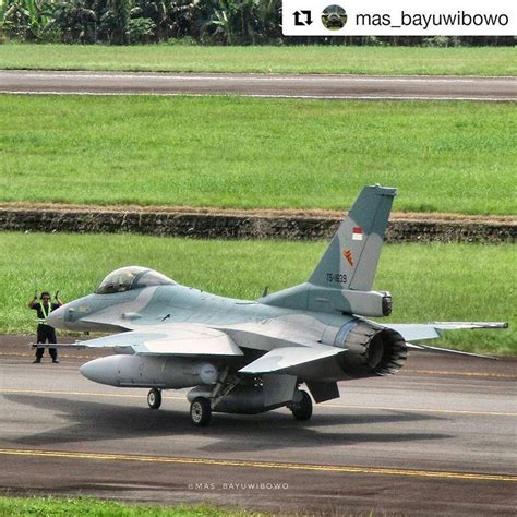 TS-1639 • f-16 photography