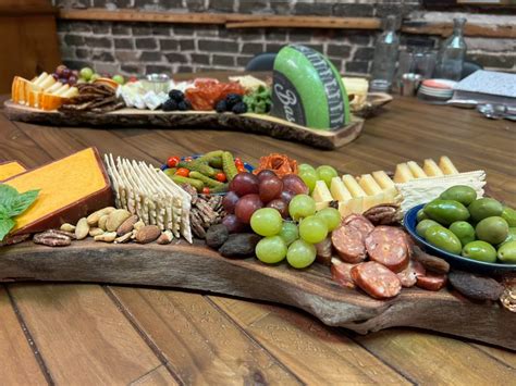 Custom Board Website