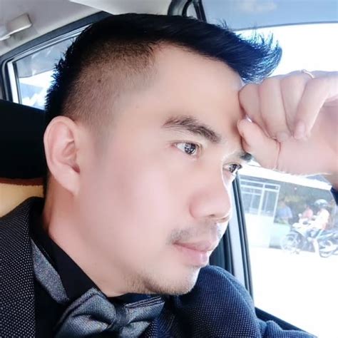 Mattew Mattew Ig • Threads Say More