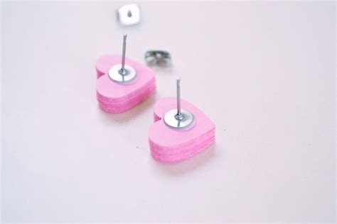 5 Minute Diy How To Make Earrings From Paper
