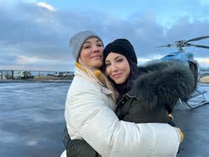 Who Is Kaley Cuoco S Sister All About Briana Cuoco