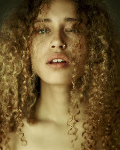 Ella Rae Smith Curly Hair Celebrities Womens Hairstyles Hair Makeup