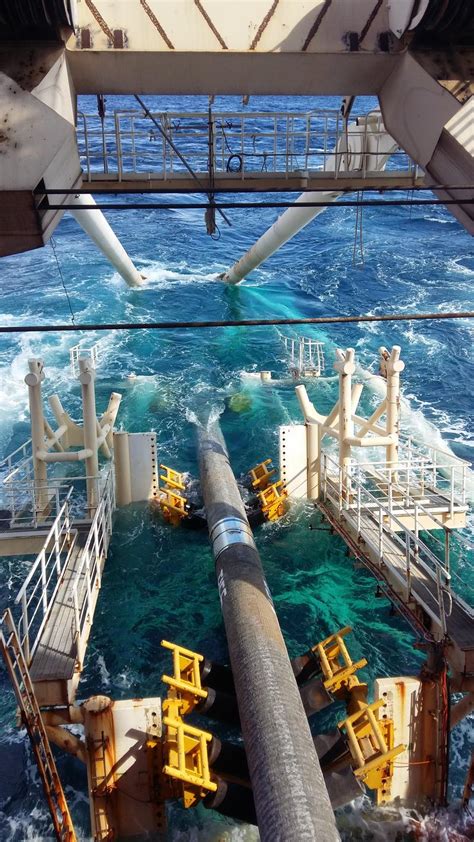 Dawi Abon On Linkedin Stinger And 30inches Pipeline Already Under Water 1799 Join More To Go