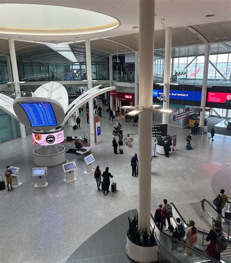 Air Canada Business Class Again But With Better Food — Distant Points