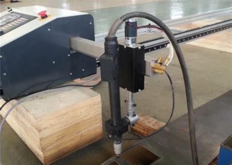 휴대용 가스 cnc 플라스마 금속 판을 위한 백색 절단기 cnc1 1500x3000