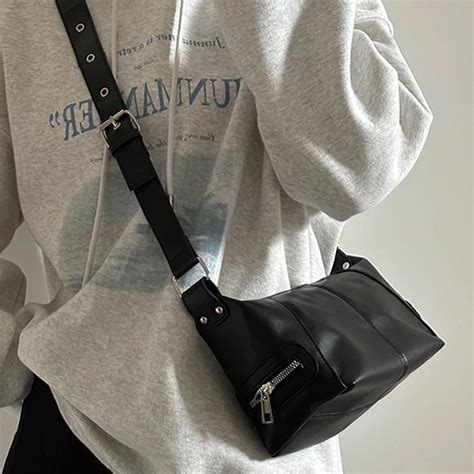 Leather Y2k Bag Trendy Gothic Shoulder Bag For Girls