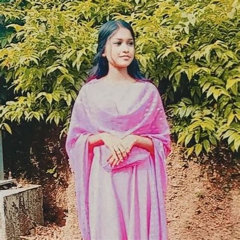 V A R S H A Shy Doll Threads Say More