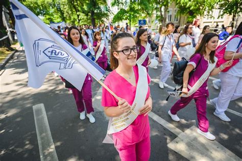 Медицински Университет Варна МУ Варна участва в празничното шествие на 24 май