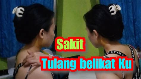 Terapi Cewek Cantik tulang belikat Sakit @PIJATAMALIAMAMUJU - YouTube