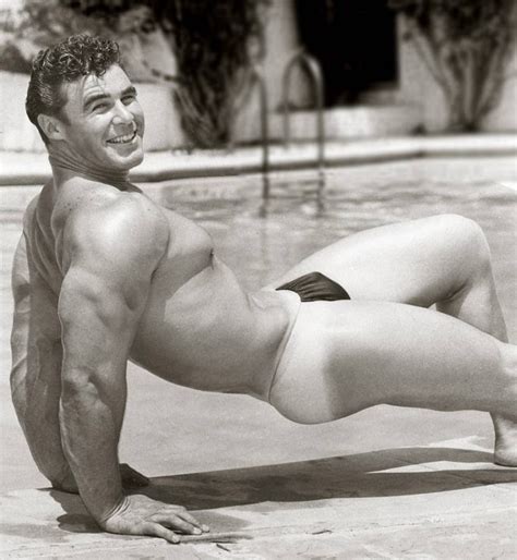 Museo Lopiù Beefcakes 102