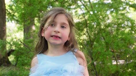 ელენე ბერაძე კეთილი ფერია Youtube