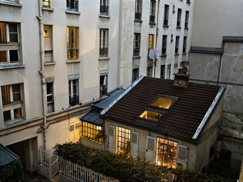 Paris Voyeur Fenetre La Boite Verte
