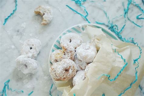 Mini Vegan Powdered Doughnuts Hot For Food Recipe Vegan Food