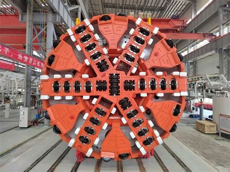 Laser Cladding Material And Laser Cladding Method For Shield Machine Cutter Reinforcement