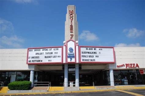 Amc Classic Windsor Square 7 In Knoxville Tn Cinema Treasures
