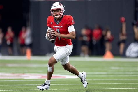 Unlvs Jayden Maiava Proves Hes Ready To Play Ed Graney Sports