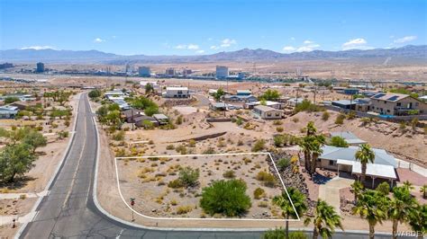 617 Locust Way Bullhead City Az 86429 See Est Value Schools And More