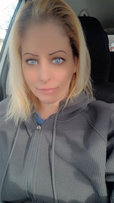 No Makeup Day Just Had To Get Moving R Selfie