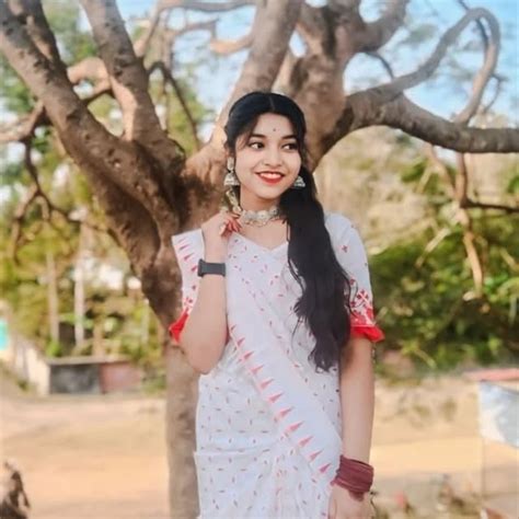⃝🦋⃝𝐓𝐫𝐢𝐬𝐡𝐧𝐚 ⃟ ️⃝🦚 (@unic__girl__payel) • Threads, Say more