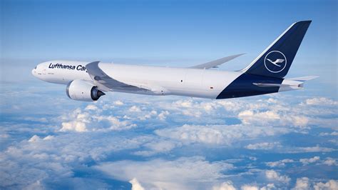 Lufthansa Orders Seven Boeing 777x Freighters