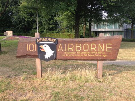 Strayer Robert Lytle Ww2 Gravestone