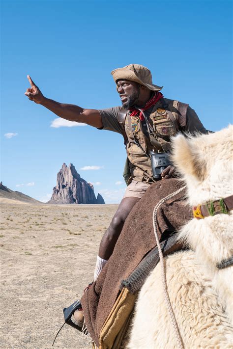 2000x3000 Resolution Jumanji 3 Kevin Hart And Dwayne Johnson 2000x3000