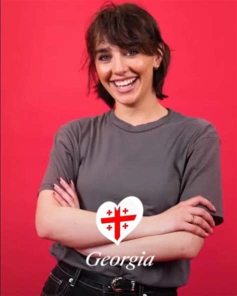 ცნობილი ადამიანები Added A New Photo ცნობილი ადამიანები