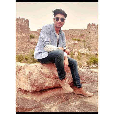 Ayush Tiwari Ayushtiwarirealm • Instagram Photos And Videos